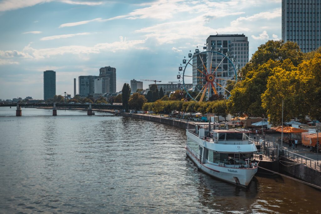 How to Plan the Perfect River Cruise for Families and Groups | Dynamite ...